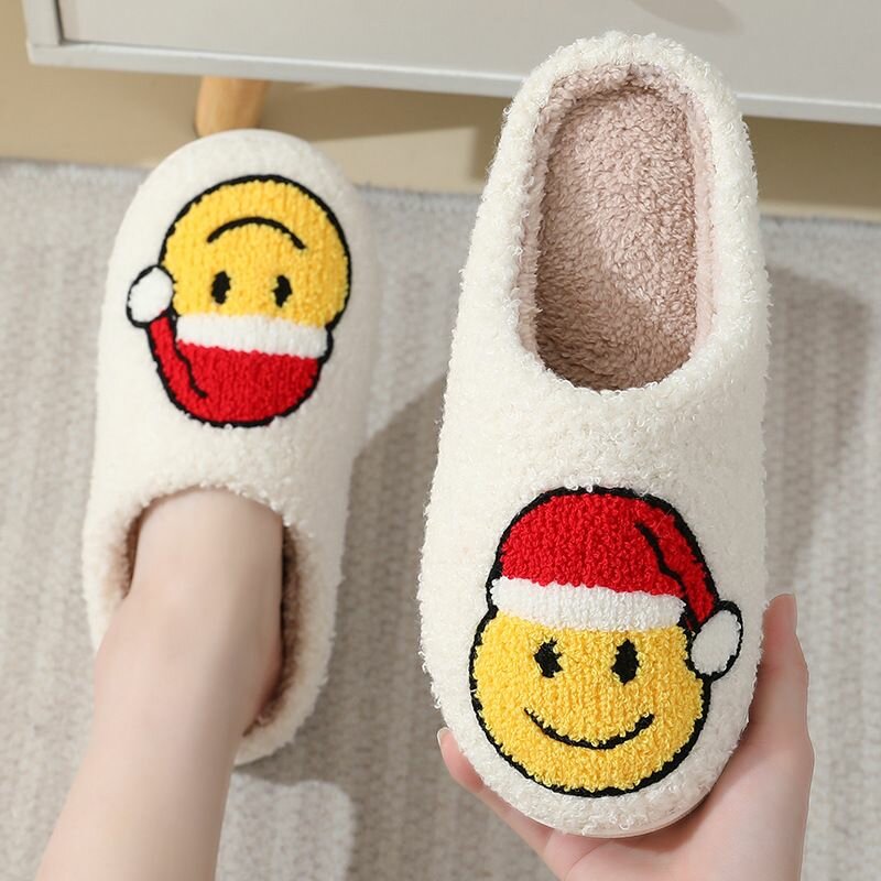 Зимние теплые тапочки
