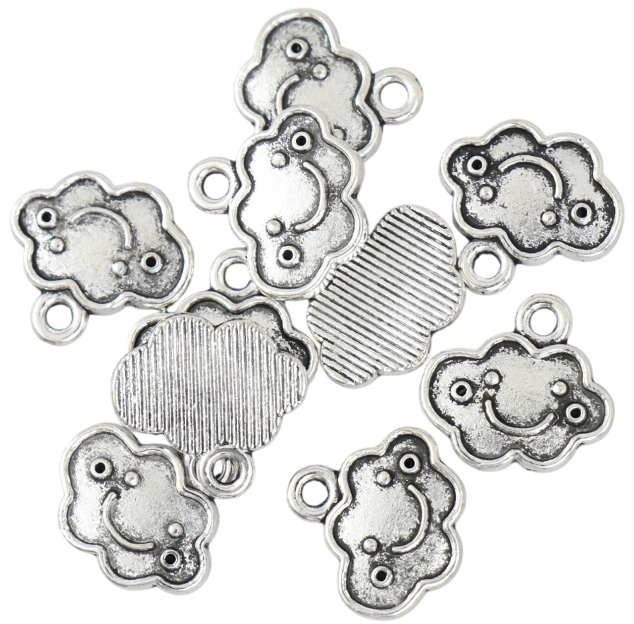 Декоративная подвеска "Весёлое облако", набор подвесных металлических заготовок для творчества и рукоделия с петелькой, в комплекте 10 шт, 1.4х1.3 см