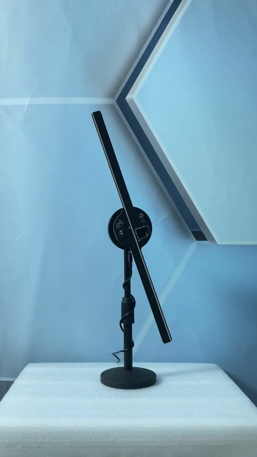 Голографический вентилятор