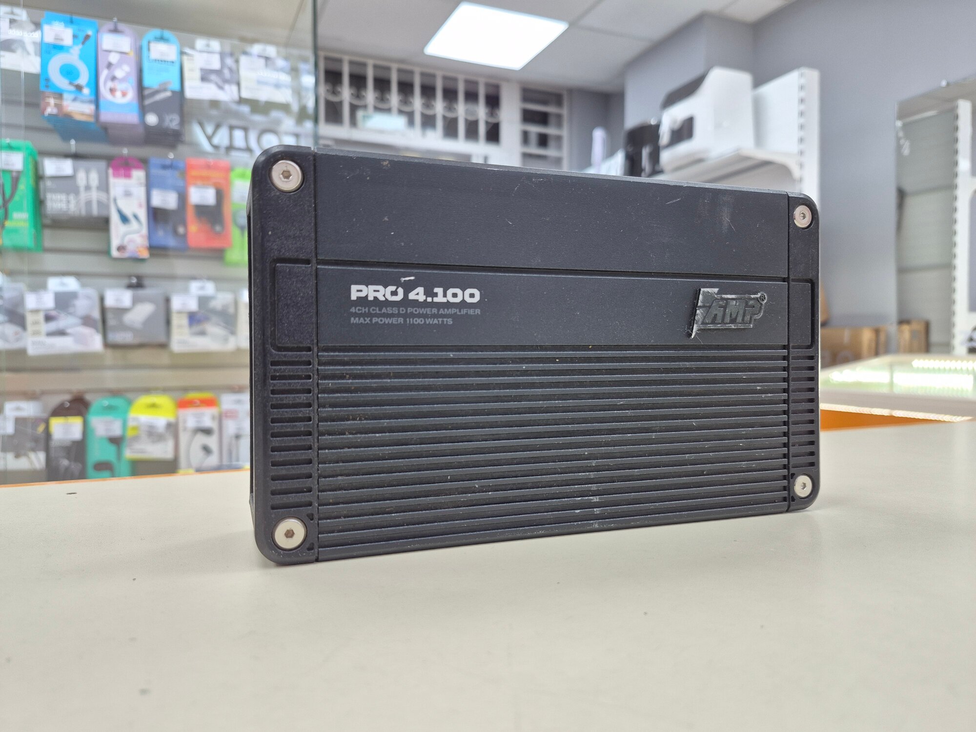 Усилитель AMP PRO 4.100, для авто, класс D, 4-х канальный, 1100W, б/у, уценен