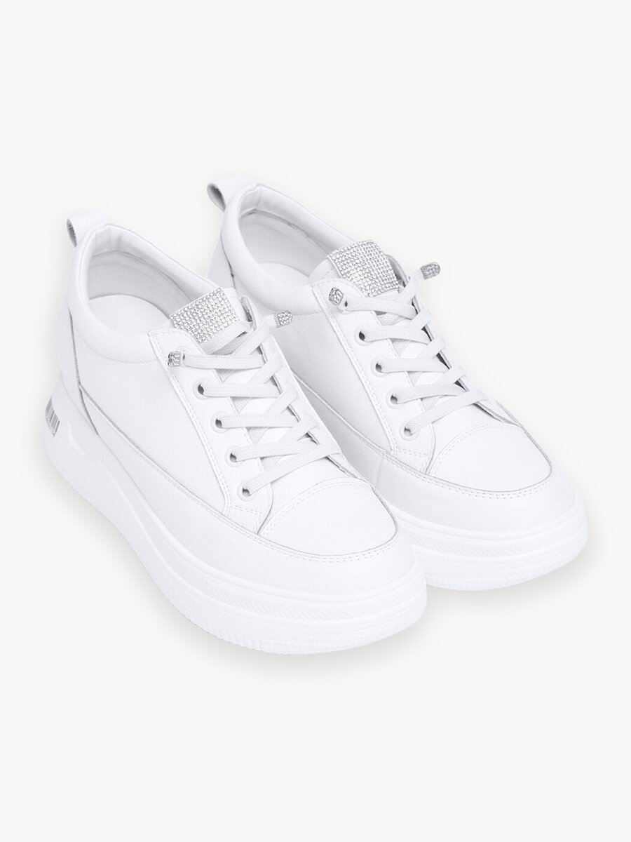 Кроссовки сникеры