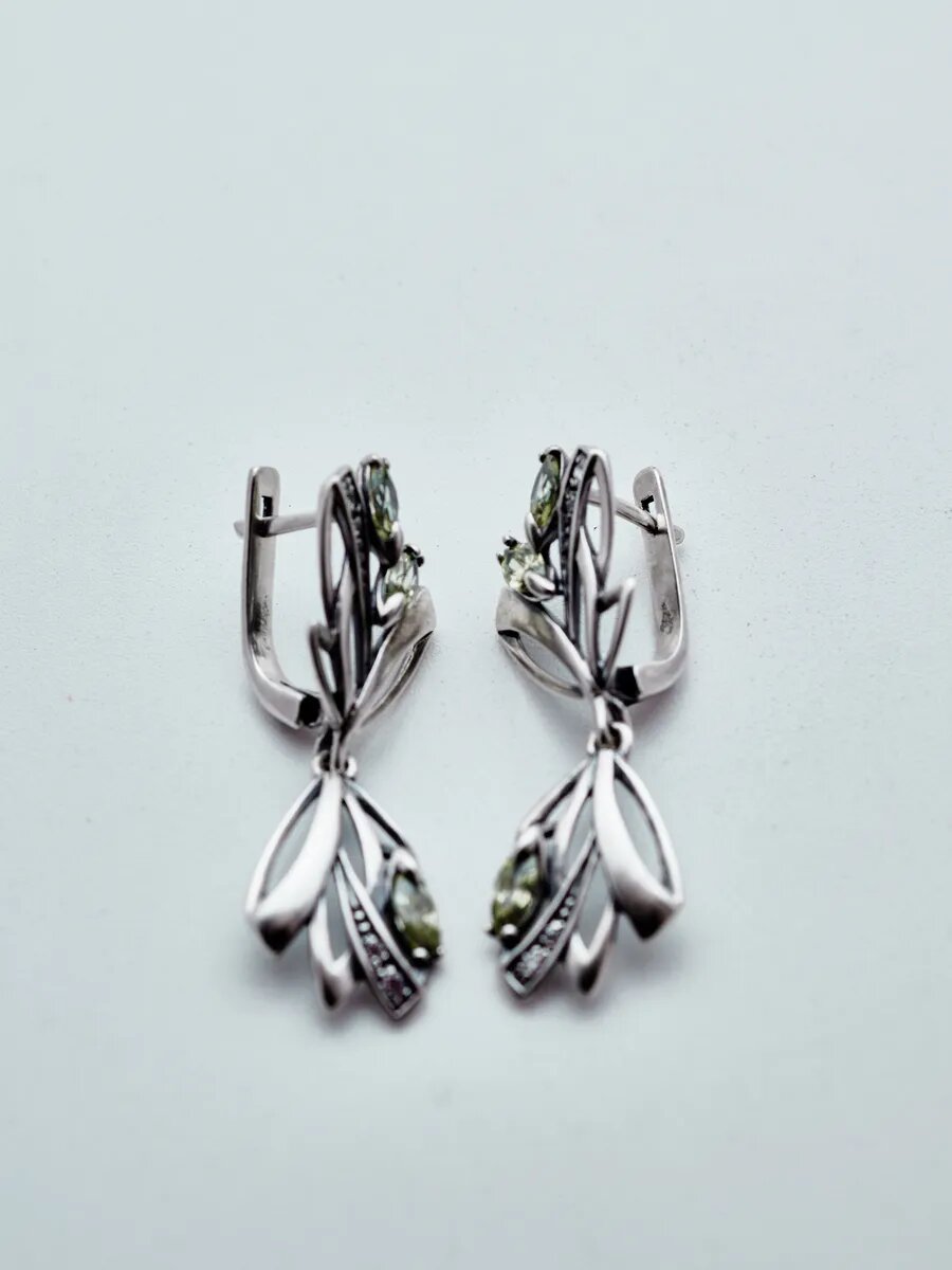 Серьги с подвесками БРЮС, серебро, 925 проба, фианит