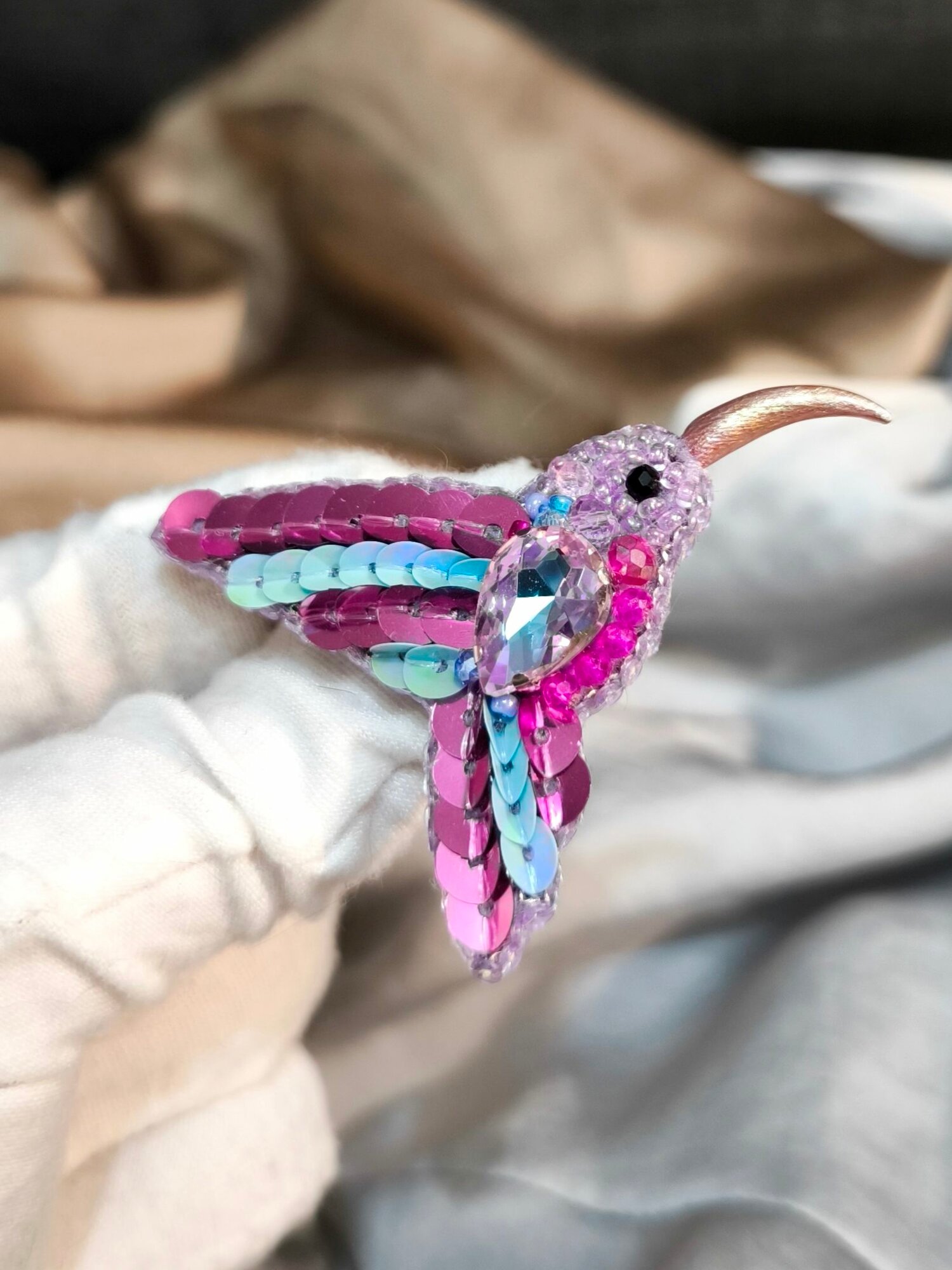 Брошь, стекло, бисер, кристалл