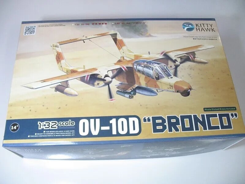 Kitty Hawk 32003 1/32 OV-10D "Бронко" Сборная модель самолета, для моделистов от 14 лет