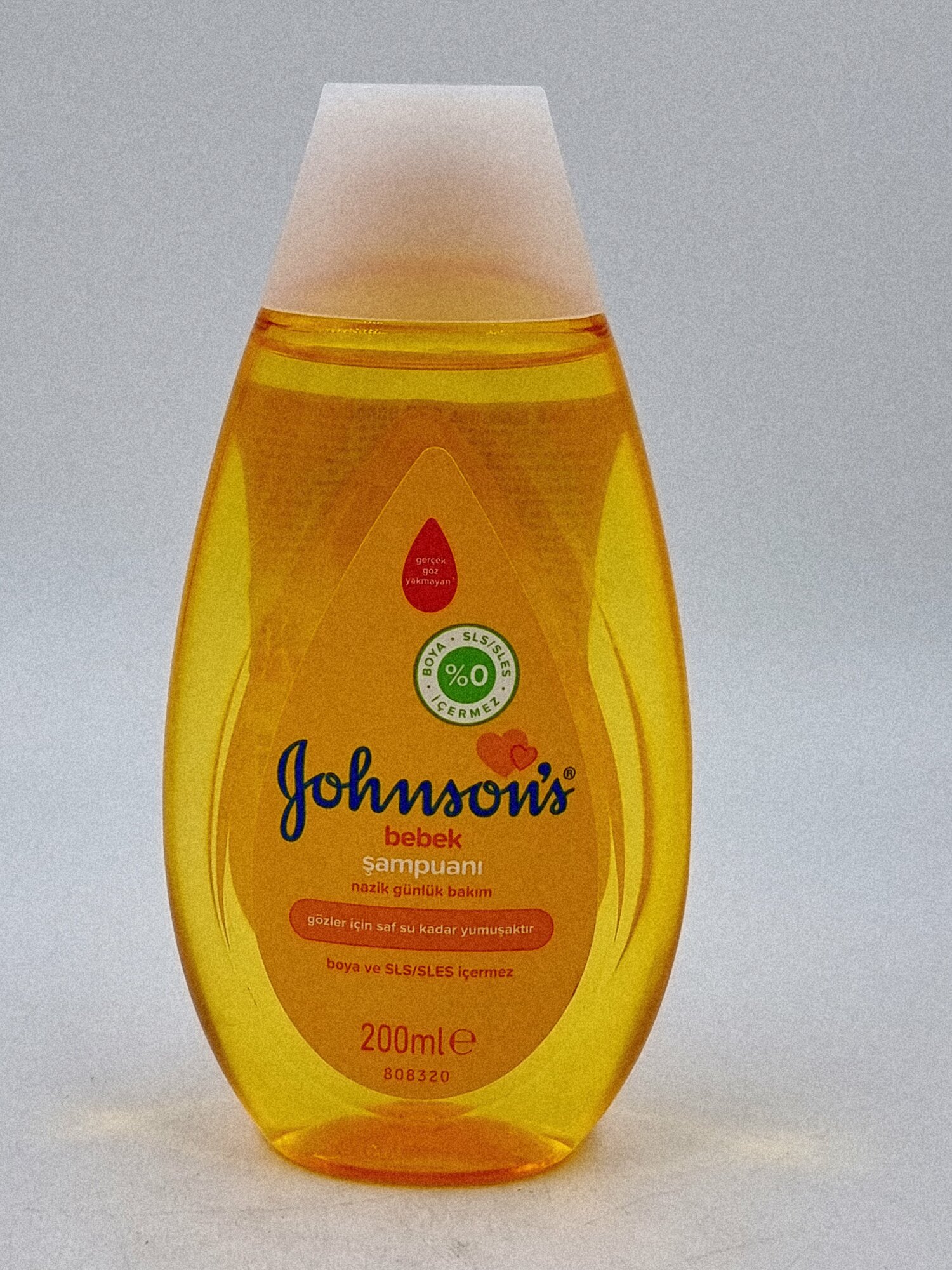 Шампунь для волос детский Johnson's Baby для чувствительной кожи 200 мл (Италия)