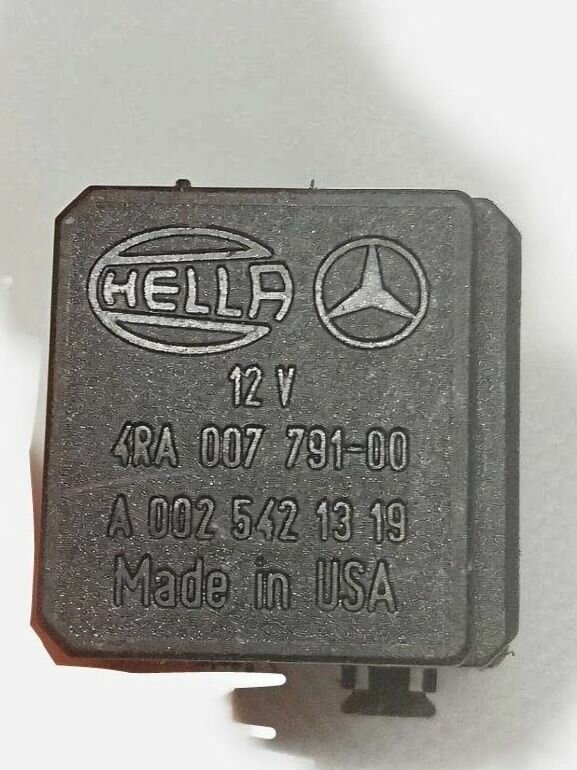 А0025421319 реле