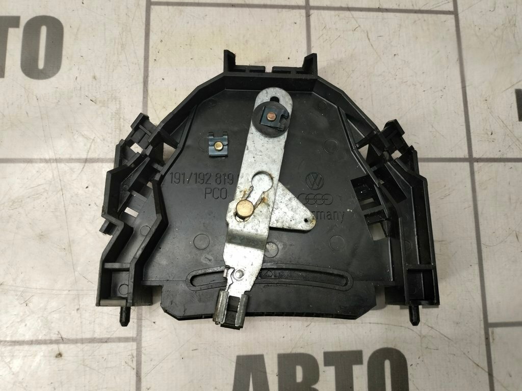 Блок управления печкой VW Golf 2 Jetta 2 83-92