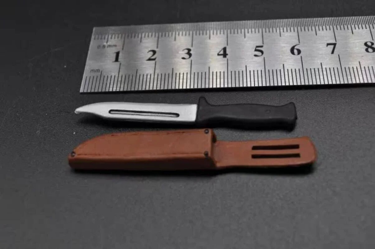 Пластиковый тактический кинжал 1/6 для фигурок 12 дюймов B