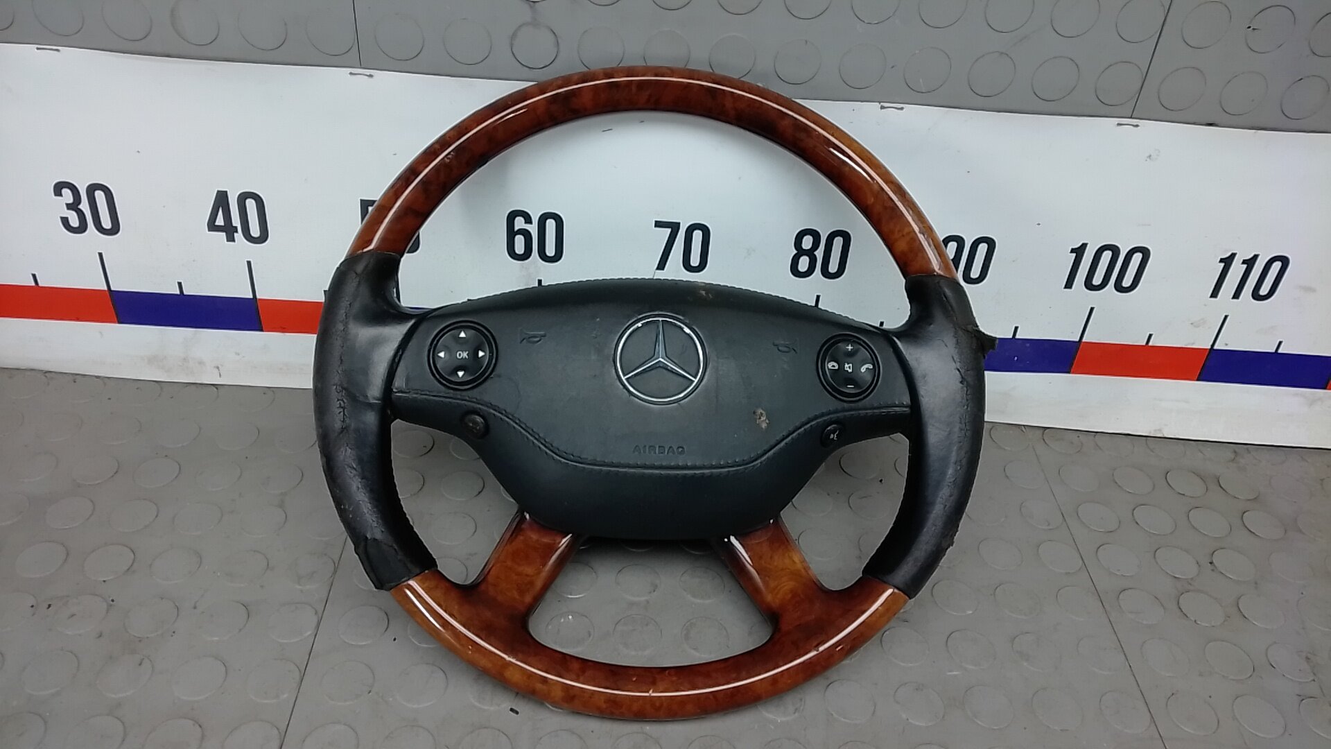 Руль MERCEDES BENZ S-CLASS W221