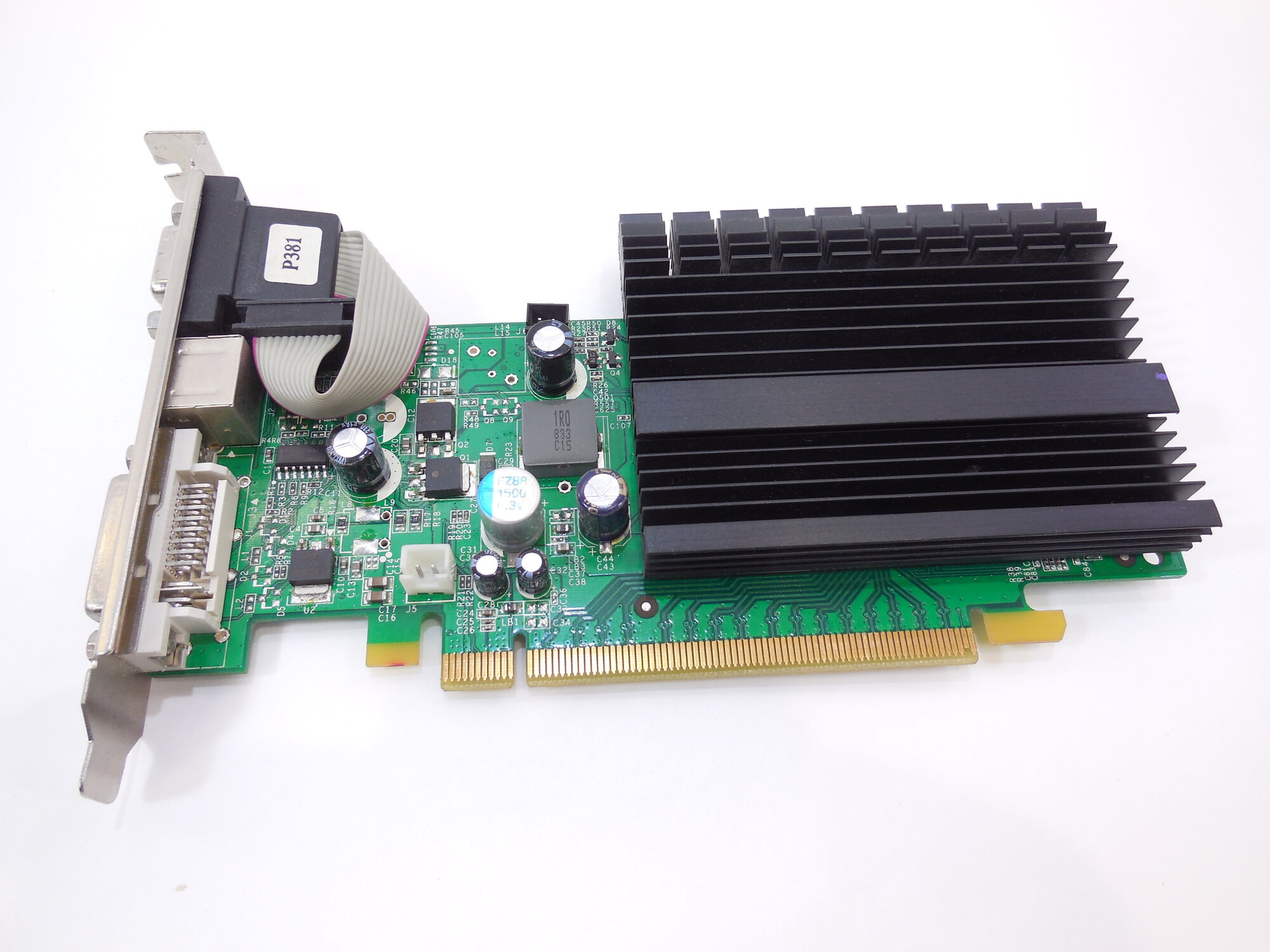 Видеокарта 512Mb GeForce 8400 GS, Inno3D GF-8400-GS-DVI-VGA-TVOut-DDR2-64bit-512MB, PCI-E