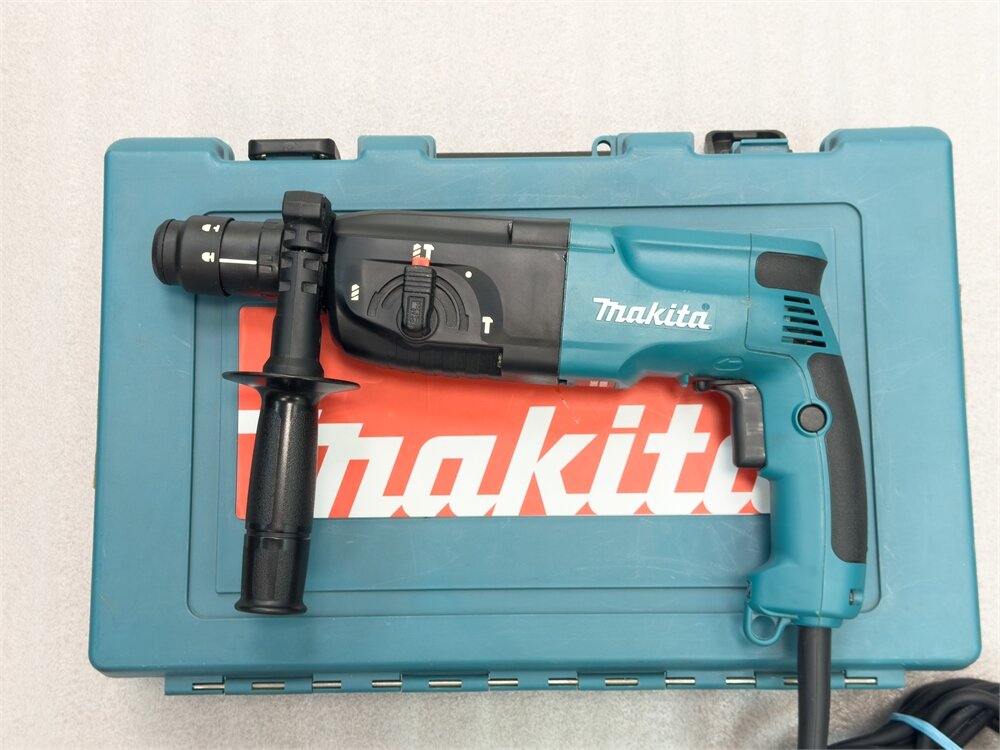 Перфоратор MAKITA HR2450FT