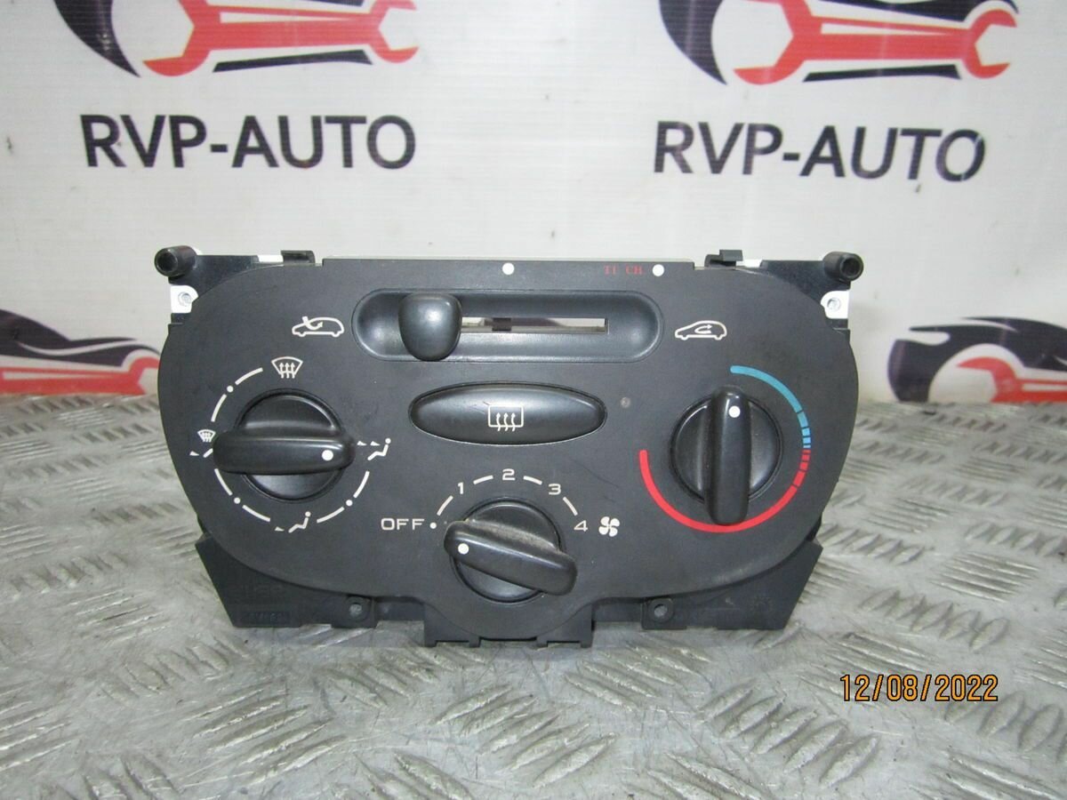 Блок управления отопителем Peugeot 206 1998-2012