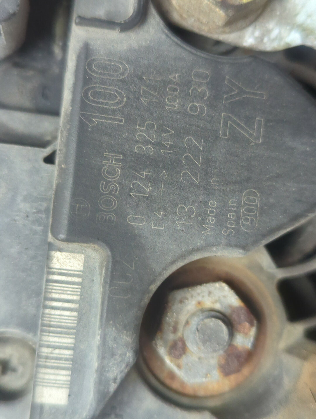 Генератор Opel Meriva Б/У — фото 1