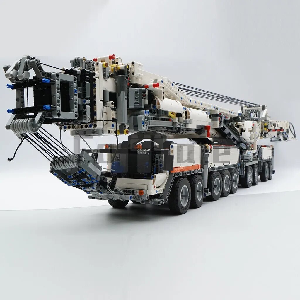 Модель строительных блоков MOC-20920 RC Liebherr LTM11200 от Jeroen Ottens. Сборная электрическая игрушка- пазл. Подарок для детей