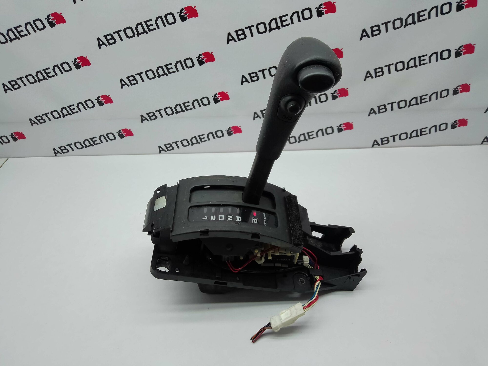 Селектор АКПП Nissan Pulsar N15 2000 г