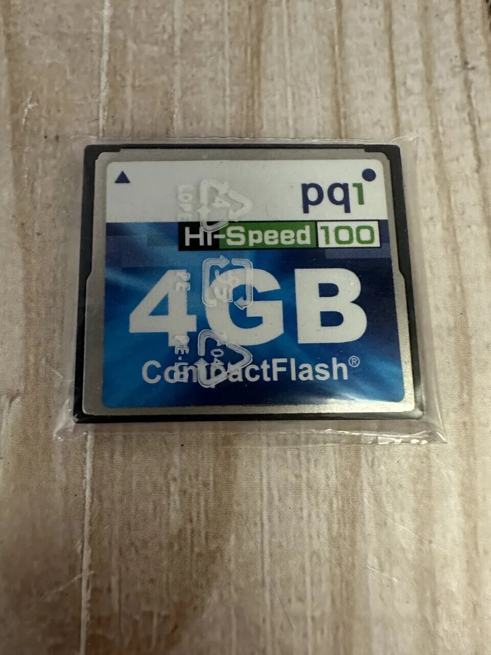 Карта памяти 4Gb Compact Flash 100x PQI