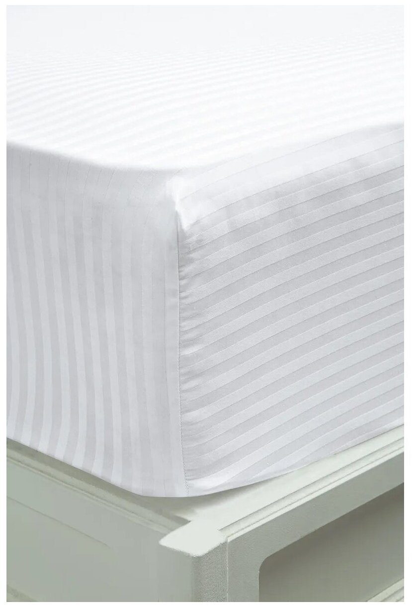 Белая простыня на резинке 120х200 Страйп Сатин, с бортом 30 см, 100 % Хлопок 120х200