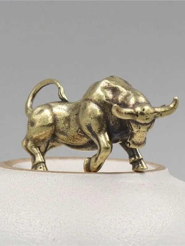 Статуэтка 1pcs, высота 1.5 см, длина 4.2 см