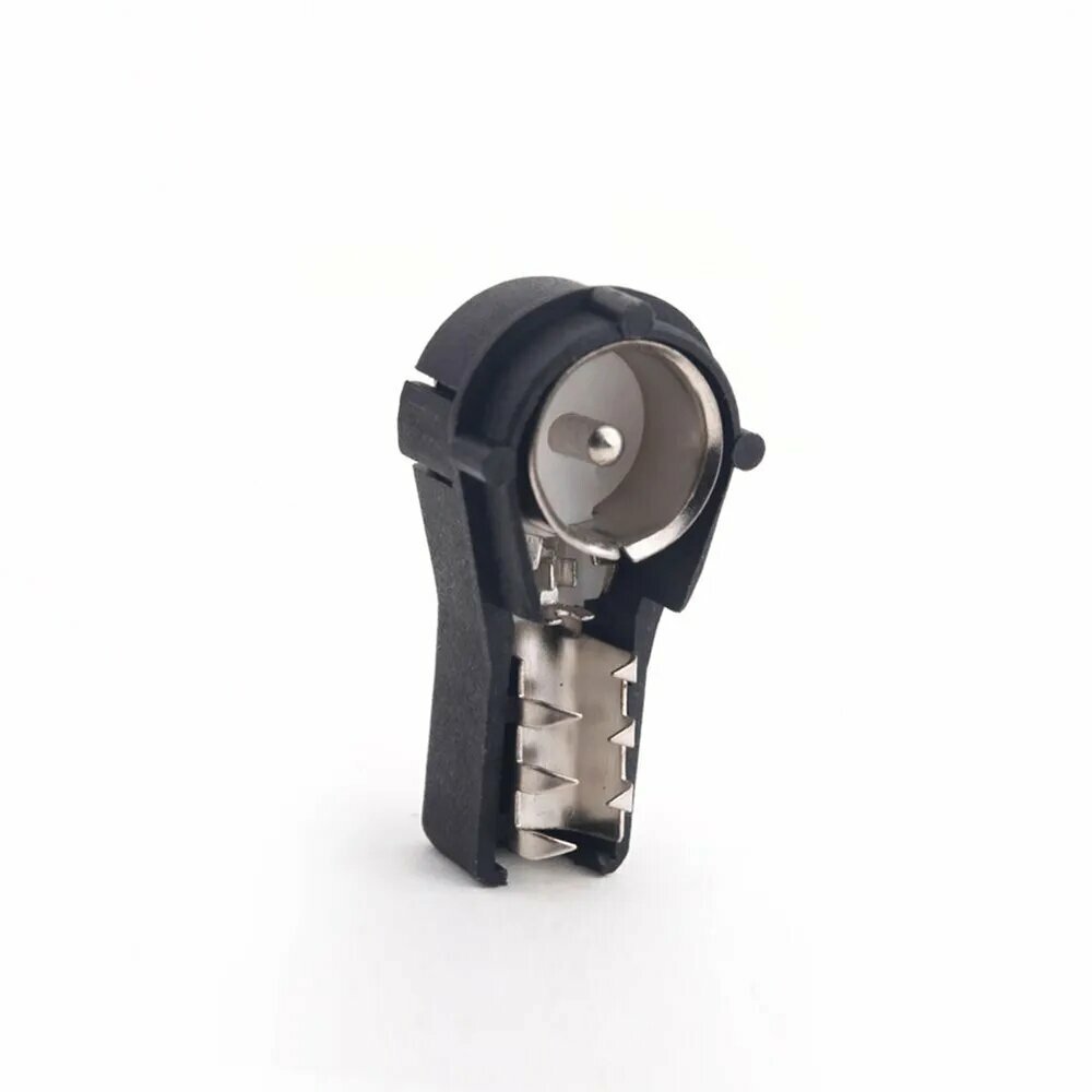 Метиз крепежный автомобильный, 1 шт.