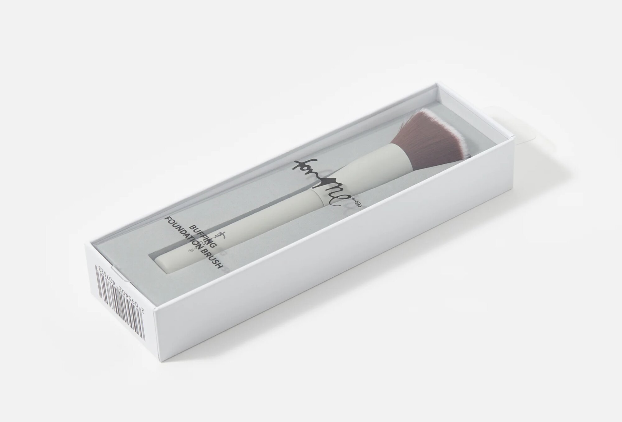 Круглая Кисть для тональной основы FOR ME "Buffing foundation brush", 1 шт