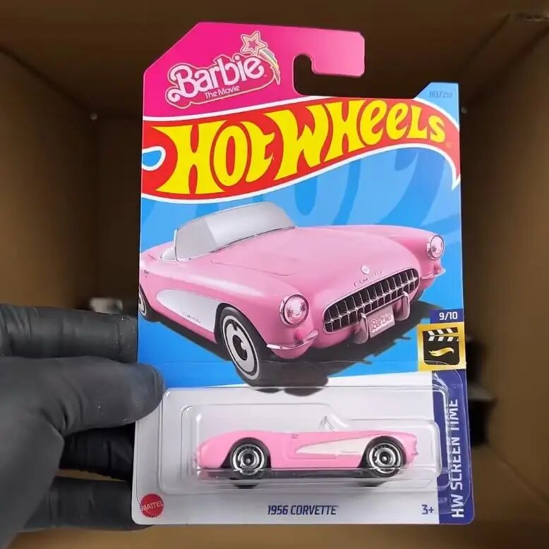 Hot Wheels Barbie Corvette 1956 Розовый