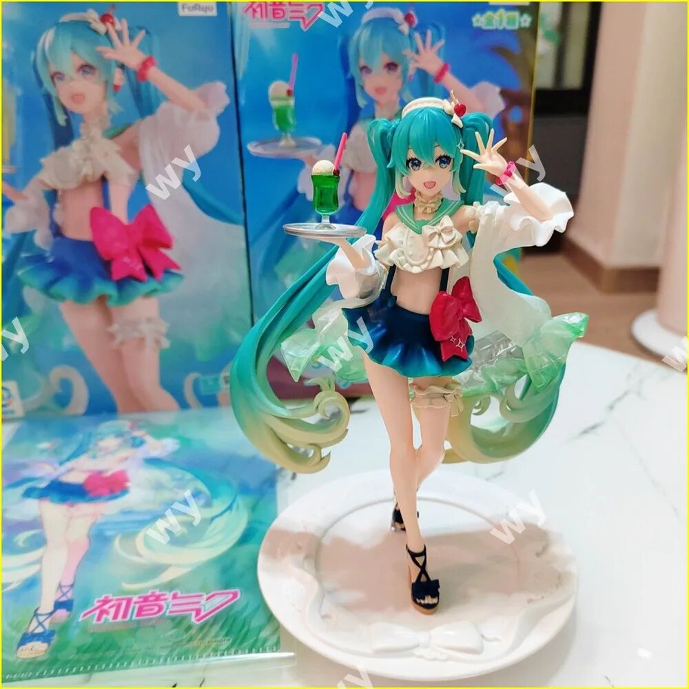 Эксклюзивная фигурка Hatsune Miku с газировкой и дыней в стаканчике