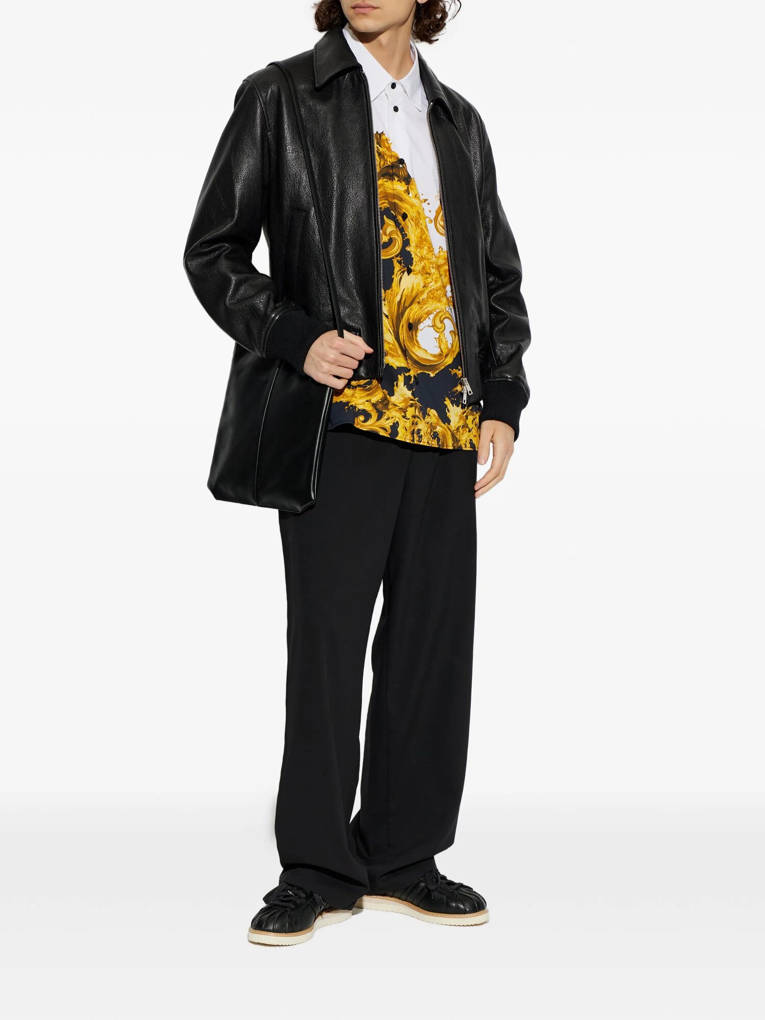 Рубашка Versace Jeans Couture Barocco, размер 48, бежевый/белый — фото 1