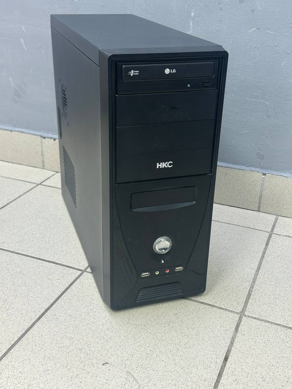 Системный блок HKC, AMD Athlon II x2, 2ГБ ОЗУ, 500ГБ HDD, NVIDIA GeForce 7025, NVIDIA nForce 640