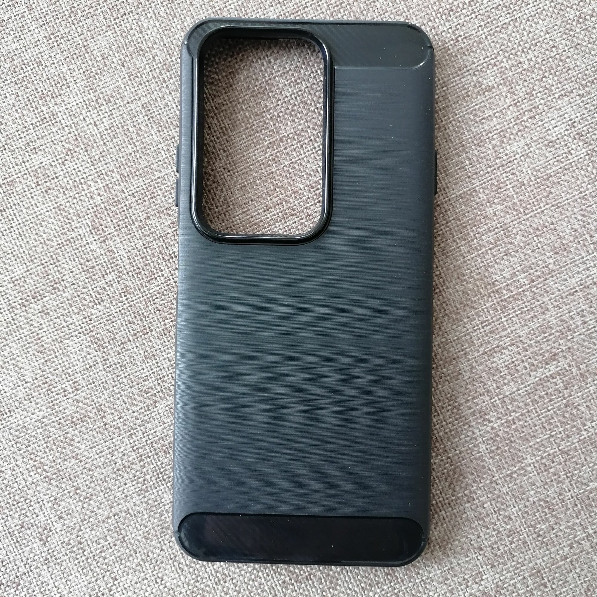 Чехол силиконовый черного цвета для смартфона Huawei Nova Y63