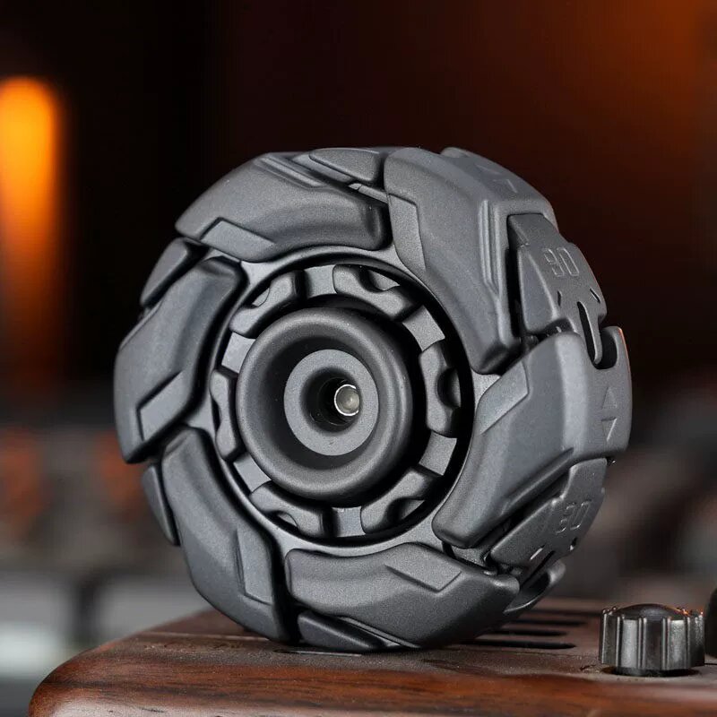 Boom 08 Fidget Spinner темно-серый цвет, включает инструменты и кейс