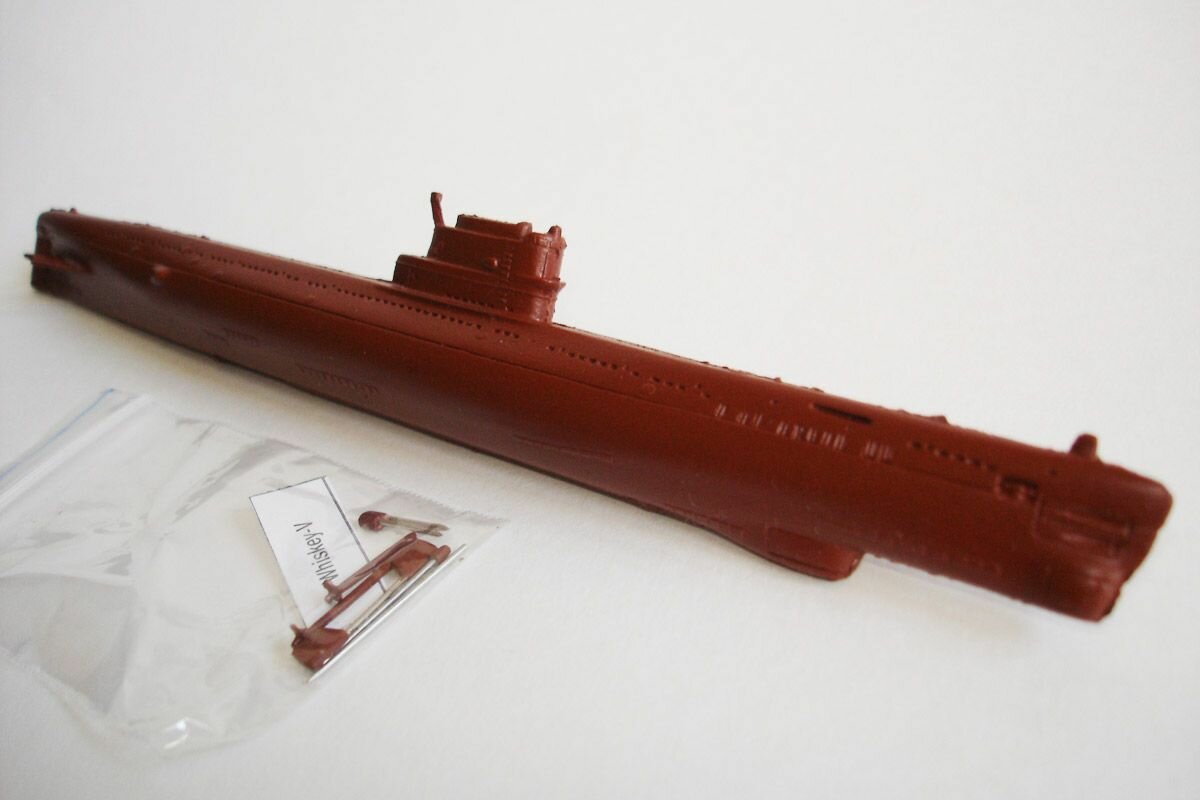 Набор для самостоятельной постройки модели ПЛ пр. 613 (SS Whiskey-V resin kit), масштаб 1/350
