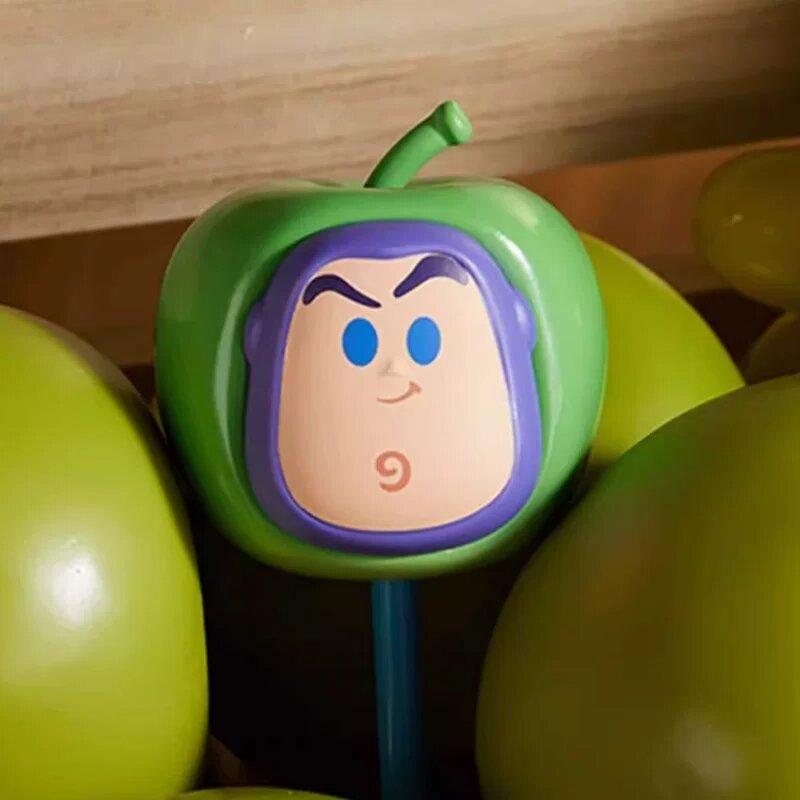 Официальная коллекционная фигурка MINISO Disney Pixar Toy Story на подвеске Базз Лайтгод