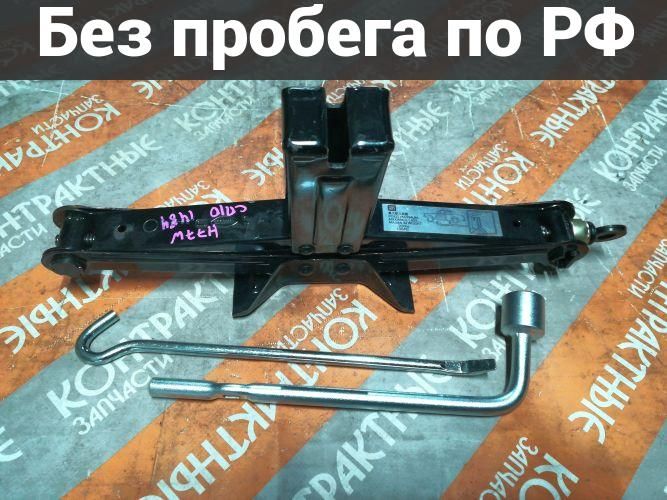 Домкрат с пробегом Mitsubishi Pajero Io H77W