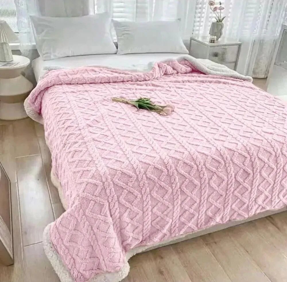 Плед 70x100 см бархат жаккардовый геометрический светло-розовый