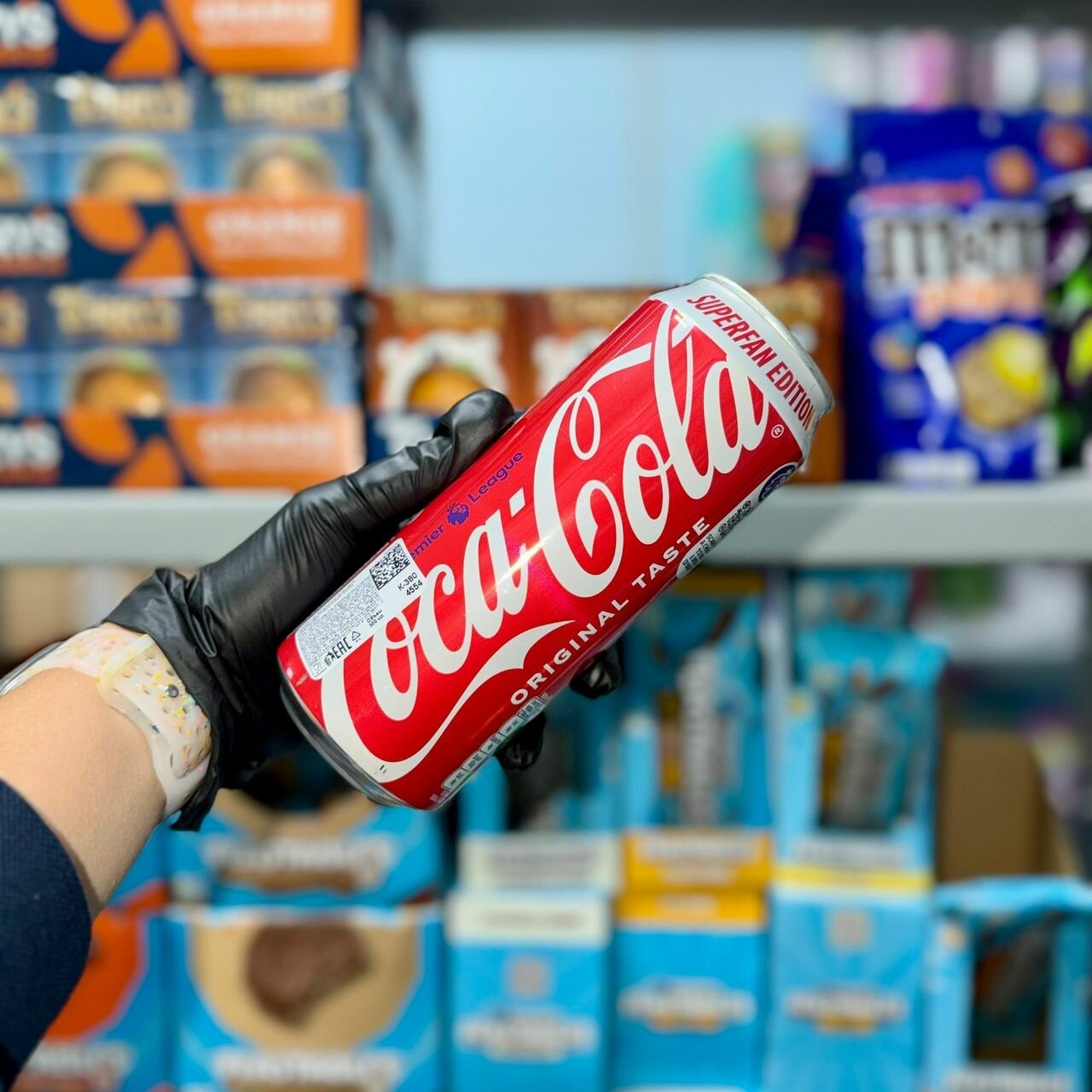 Газированный напиток Coca Cola Original Superfan Edition/Кока кола Премьер Лига 500 мл.