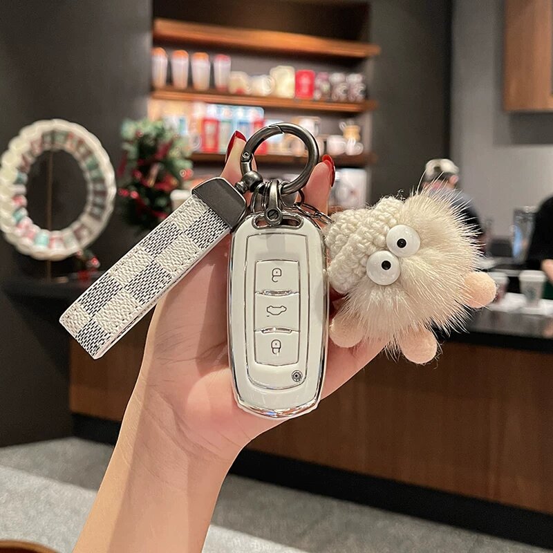 Ключевой чехол для Geely Emgrand B модель, кремово-белый с белой клетчатой пряжкой и белой взрывной головкой,