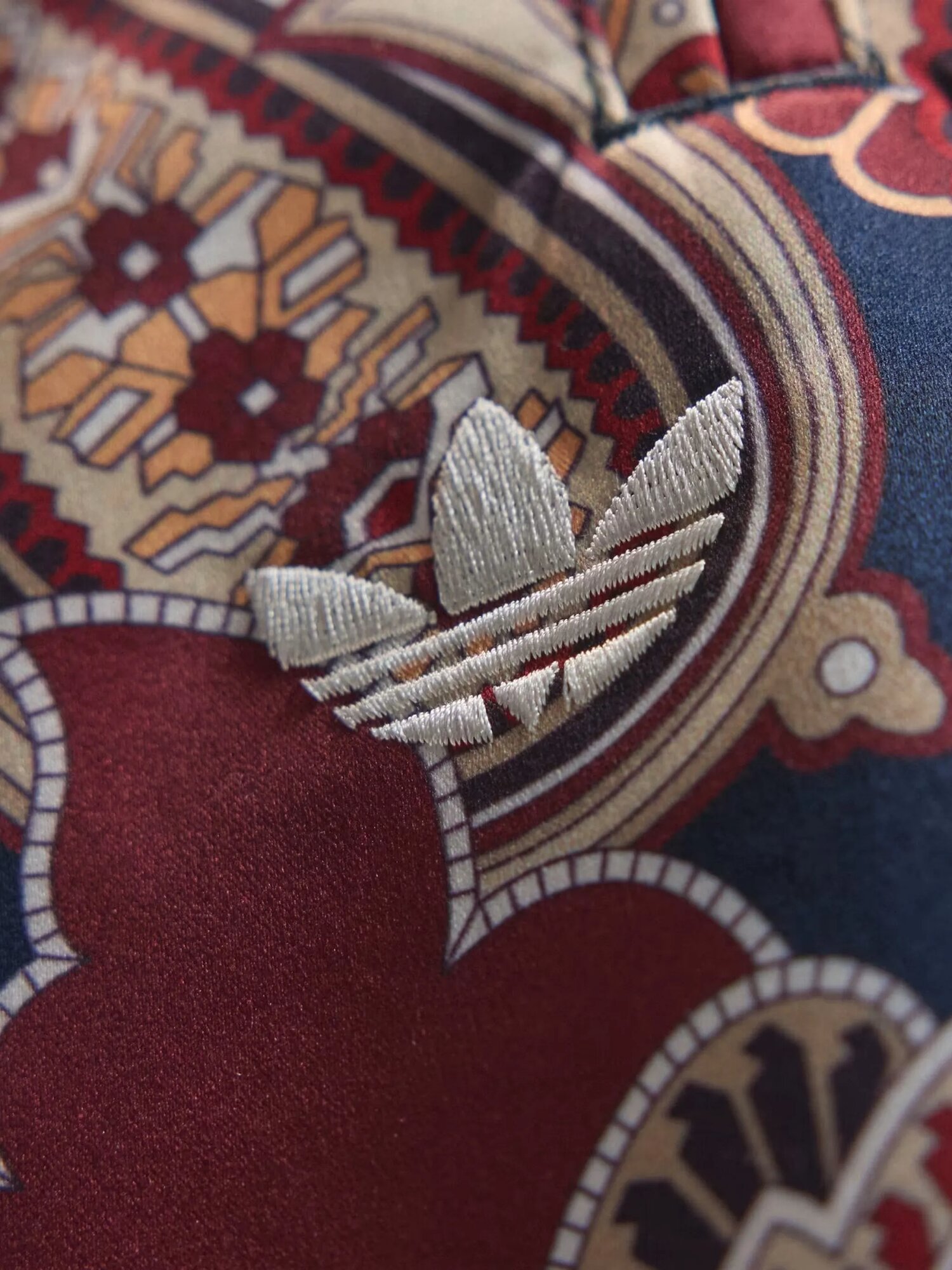 Брюки adidas Paisley-print track pants, размер XL, Синий принт — фото 1