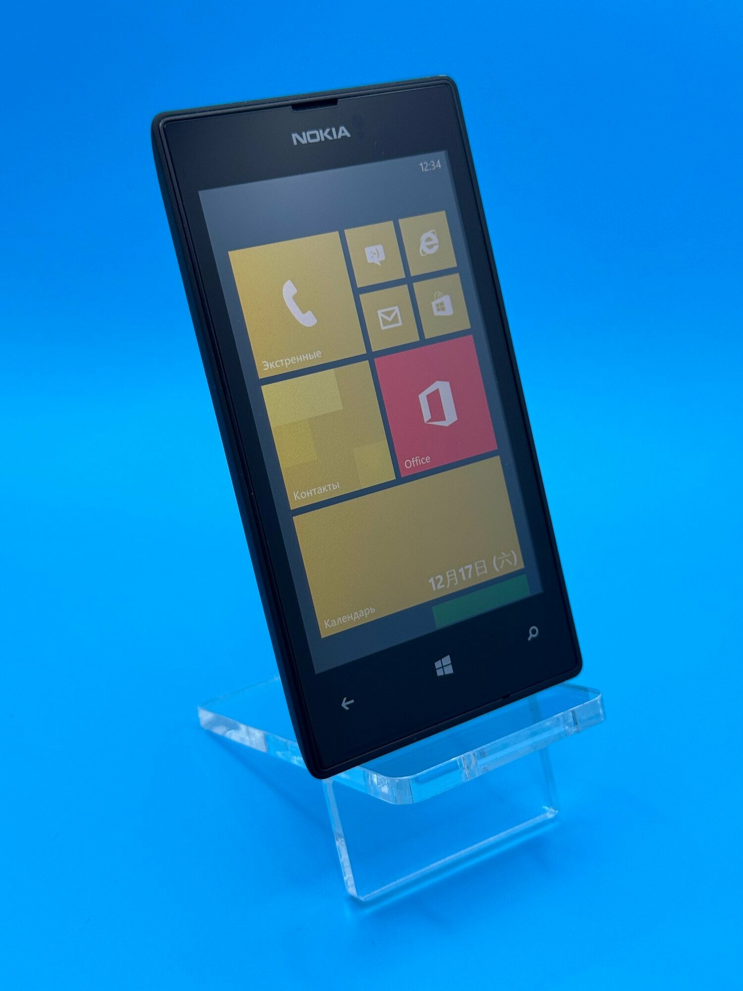 Смартфон Nokia Lumia 525 — фото 1