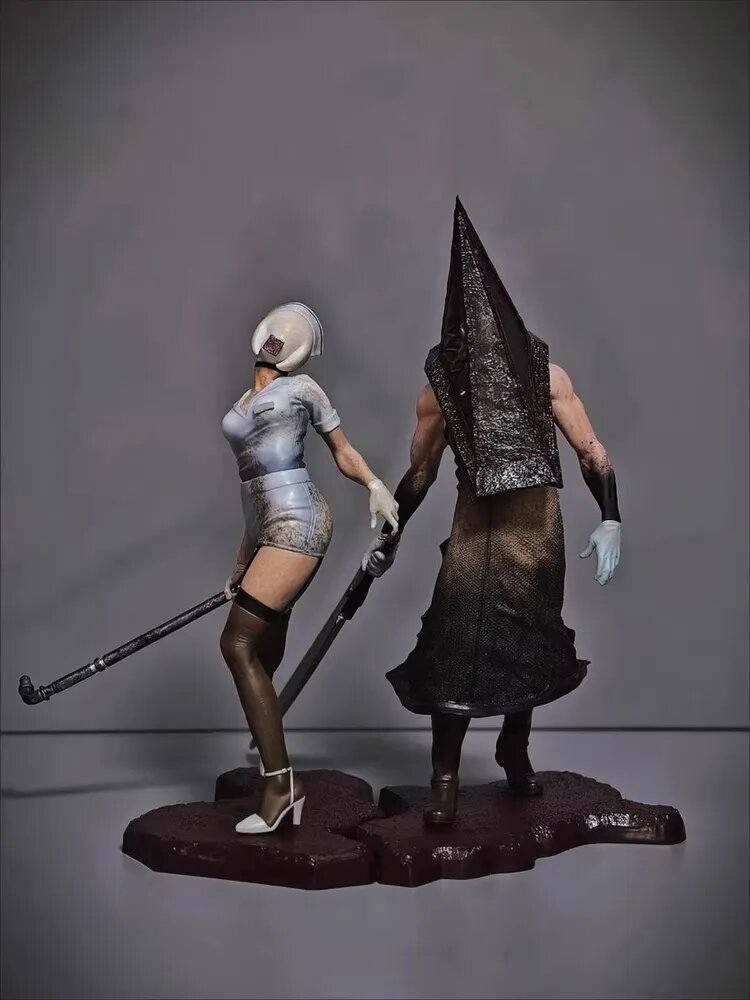 Фигурка KONAMI , Silent Hill 2 , Bubble Head Nurse 22cm + Pyramid Head 23cm