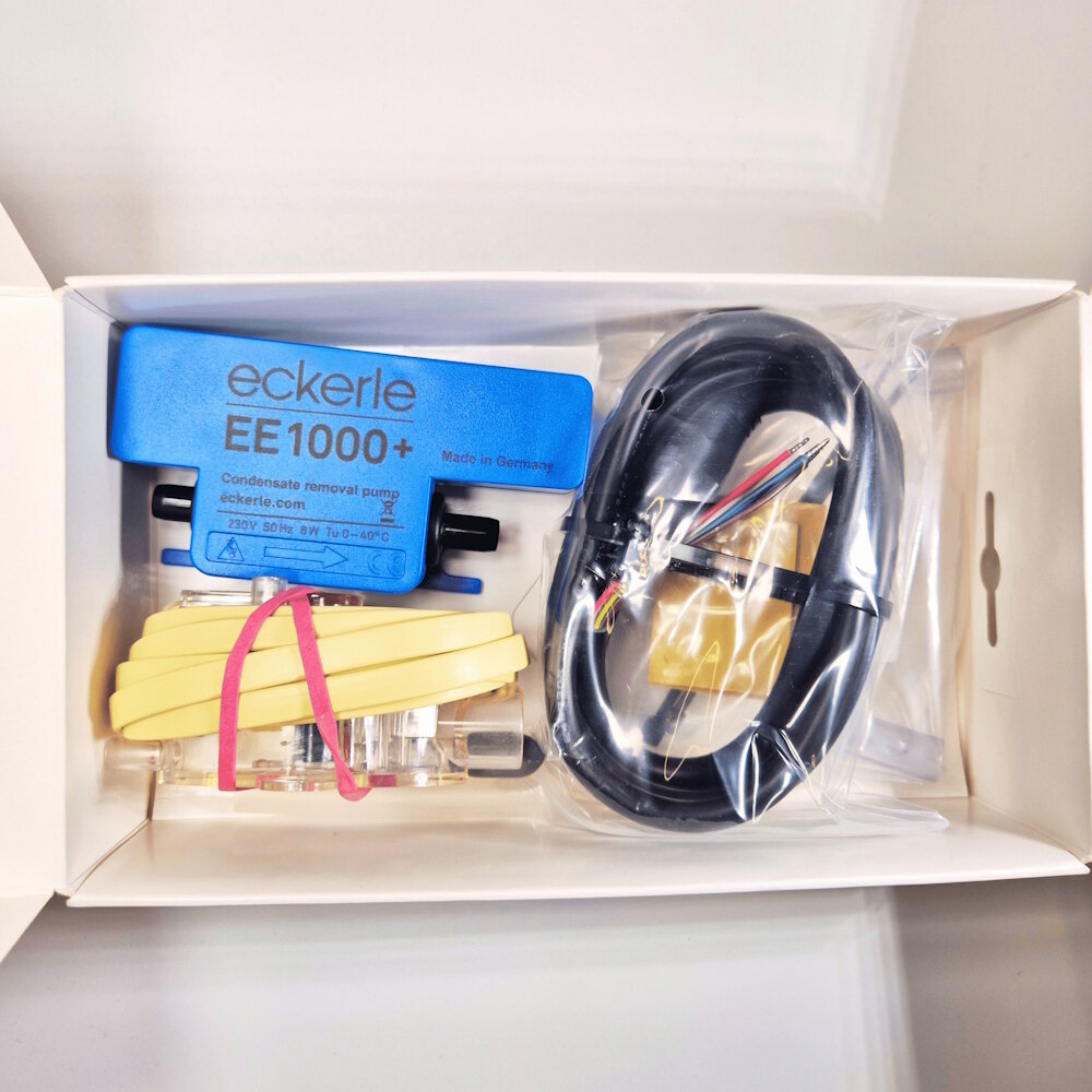Помпа дренажная Eckerle EE1000+, 10 л/ч, проточная помпа, высота подъема до 10 метров — фото 1