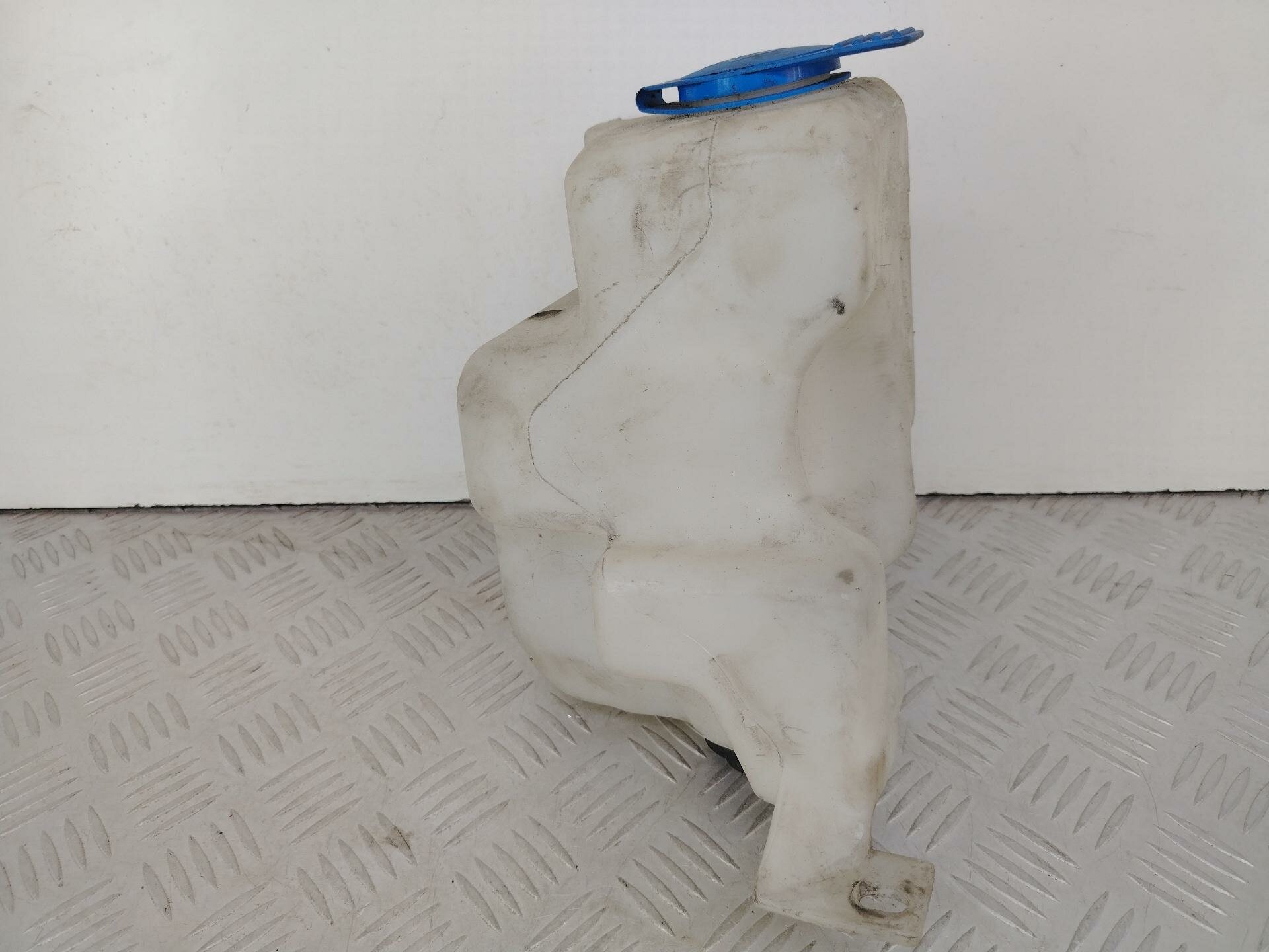 Бачок омывателя Volkswagen Golf 4 (1997 - 2006) 1J0955453B