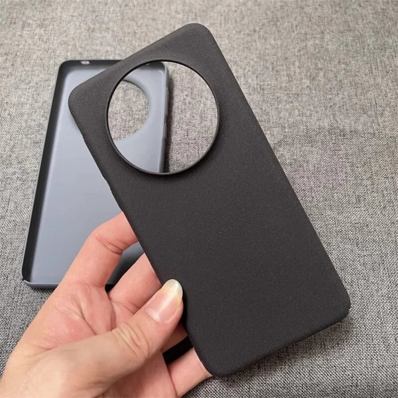 Черный матовый чехол Huawei Mate 50 RS Porsche Design