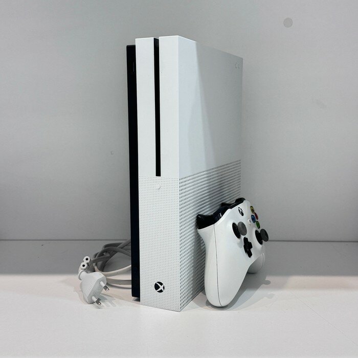 Игровая приставка Microsoft Xbox One S 1 ТБ