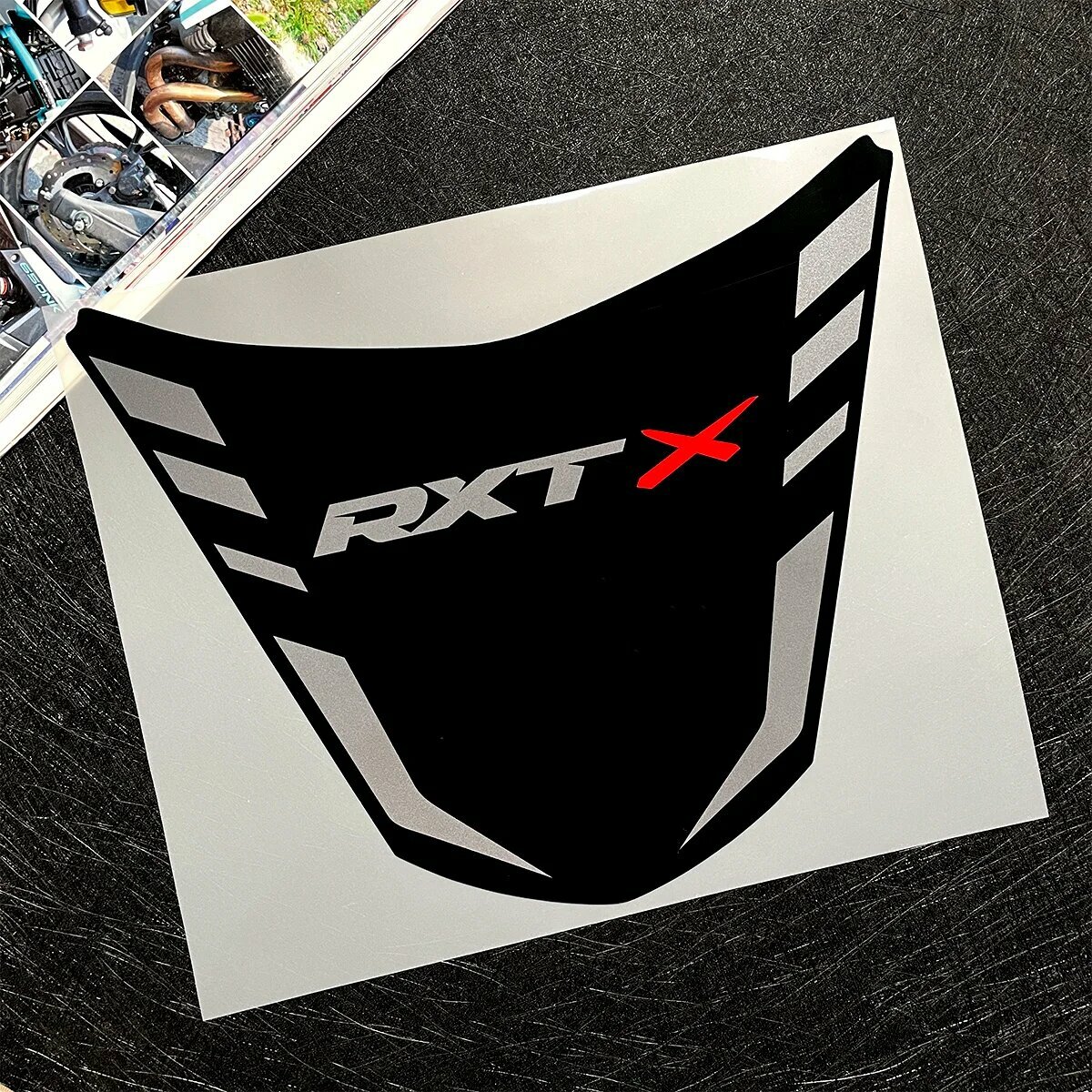 Наклейка RXT на гидроцикл Sea-Doo, черная