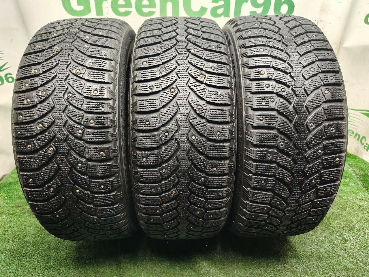Зимние шины Bridgestone Blizzak Spike-01 205/55 R16 20% износ AZV972004