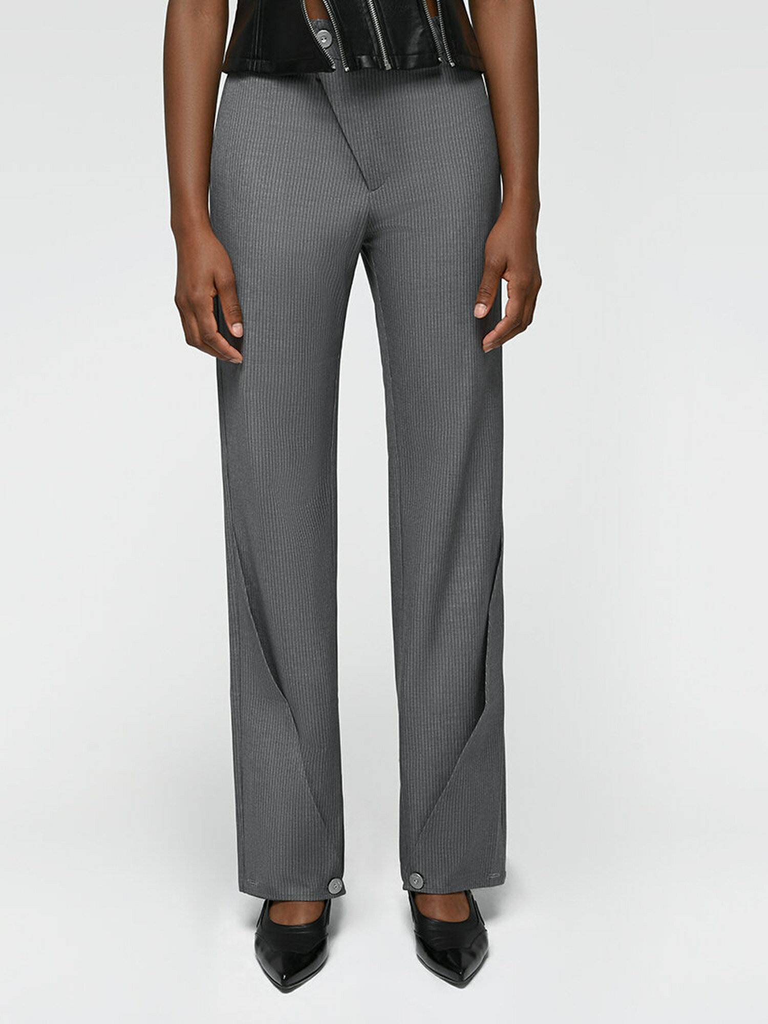 Брюки Berhasm Pinstripe Chic