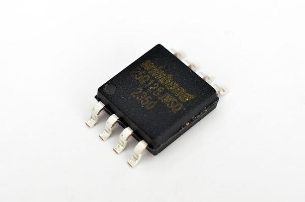 Память WINBOND W25Q128JWSIQ, 1 шт