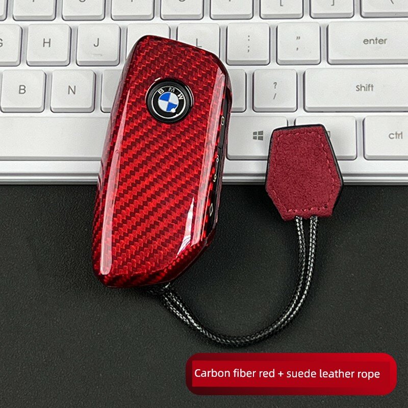 Чехол для ключа BMW из карбона, красный с замшей и кольцом - премиум-дизайн, прочный и стильный