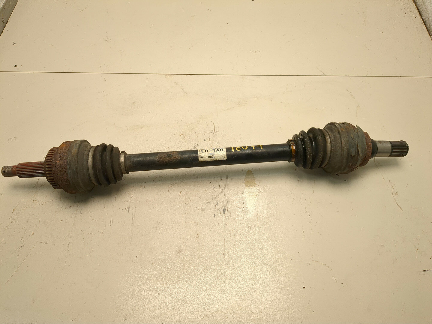 Полуось (вал, шрус) левая задняя Hyundai Equus Б/У