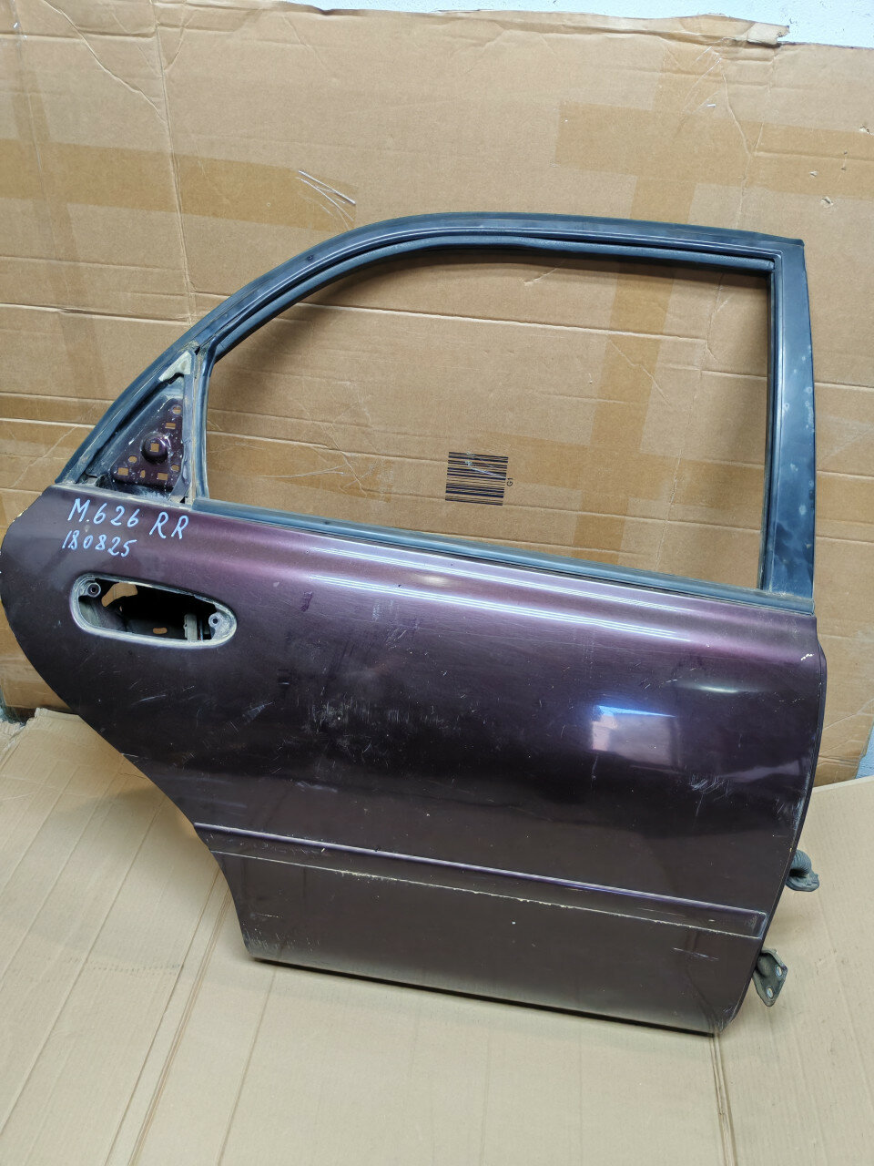 Дверь задняя правая Mazda 626 GE седан